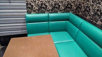 《2~4名用》会議・打ち合わせ用ルーム【サイズS】(禁煙)の写真1