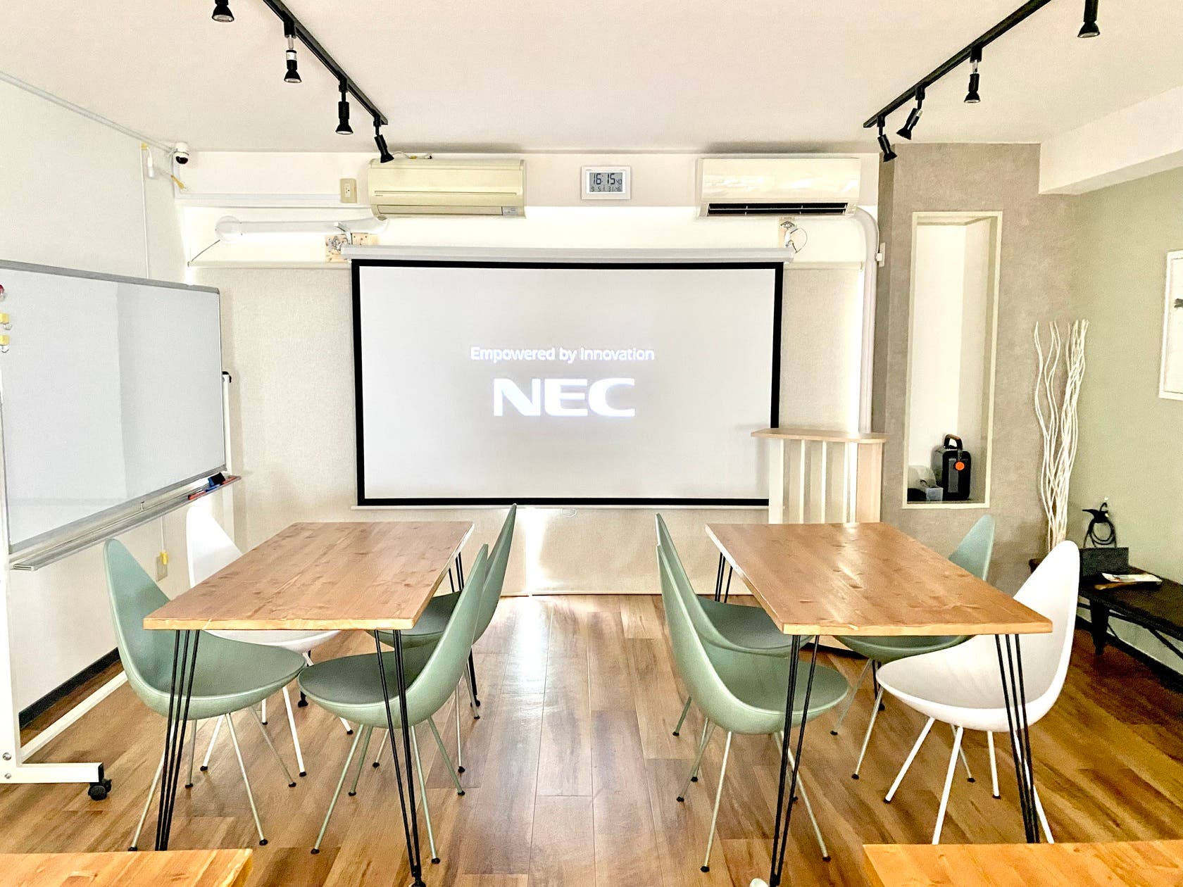 忘年会・新年会に🎉三ノ宮徒歩5分❗️最大45人👨‍👩‍👧24時間🕰着席35人🆗セミナー懇親会におすすめ🎶トワールの写真8