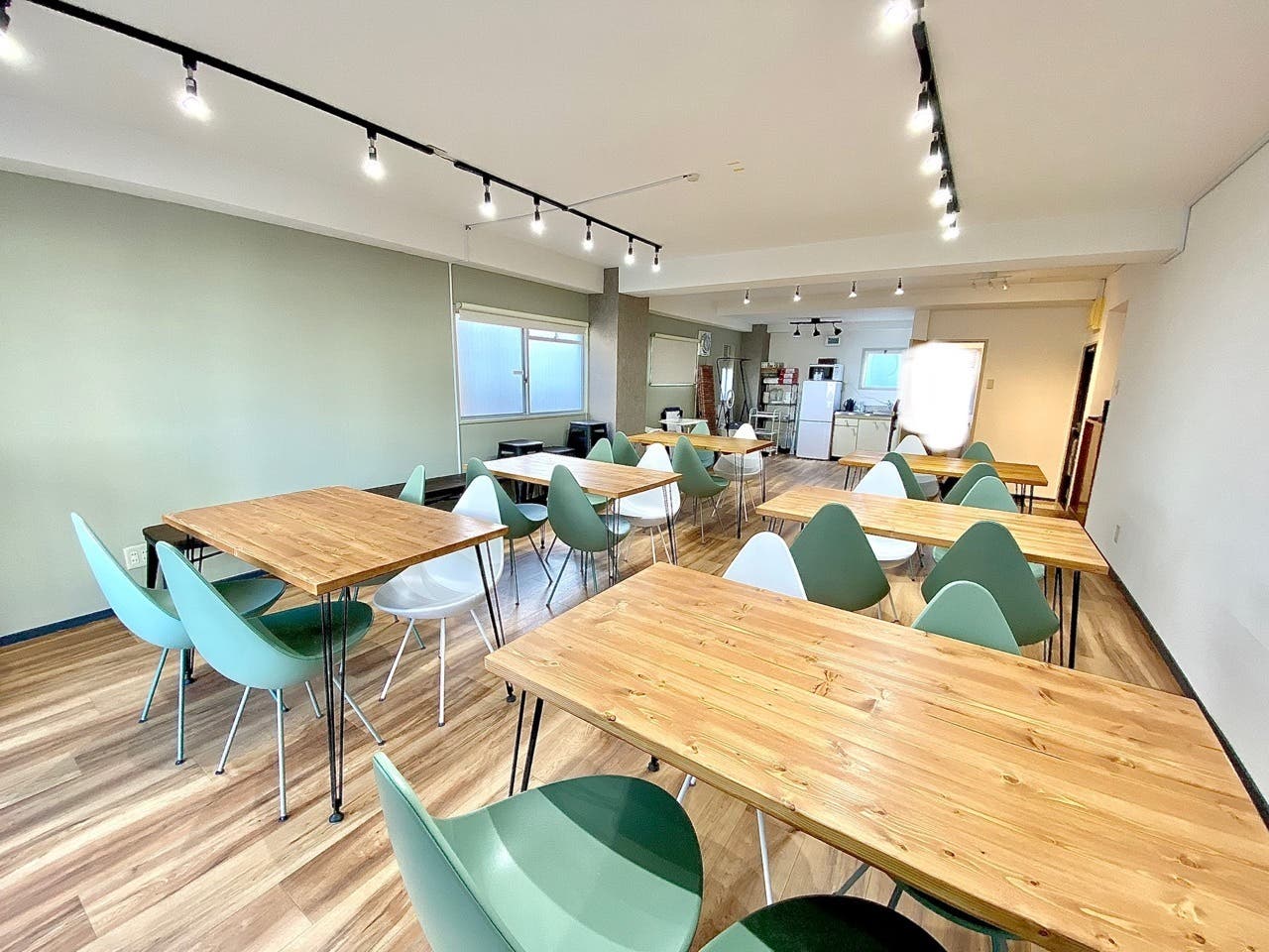 忘年会・新年会に🎉三ノ宮徒歩5分❗️最大45人👨‍👩‍👧24時間🕰着席35人🆗セミナー懇親会におすすめ🎶トワールの写真12