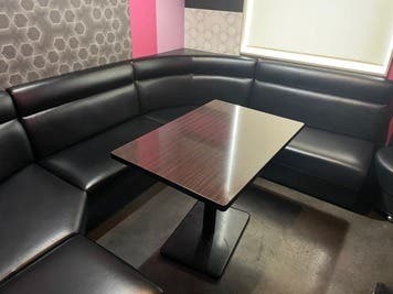 《2~4名用》会議・打ち合わせ用ルーム【サイズS】（禁煙）の写真2