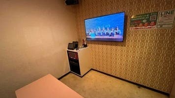 《2~4名用》会議・打ち合わせ用ルーム【サイズS】の写真2