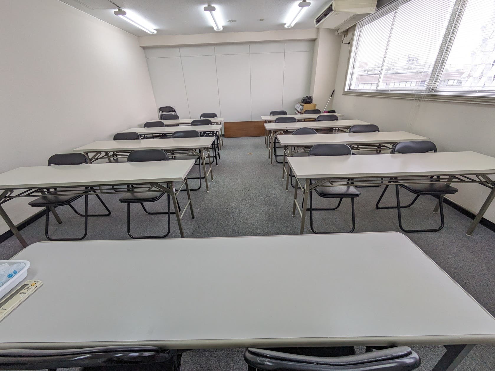 勾当台公園駅徒歩4分 リスズビル【9階9-3会議室】定禅寺通り沿いにある落ち着いた貸し会議室です。の写真6