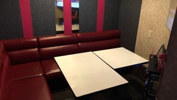 《3名用》会議・打ち合わせ用ルーム【サイズS】(加熱式たばこのみ可)の写真2