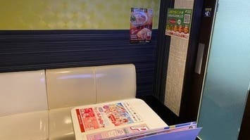 《2~4名用》会議・打ち合わせ用ルーム【サイズS】の写真1