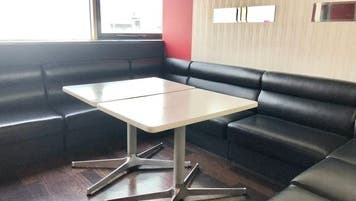 《5~8名用》会議・打ち合わせ用ルーム【サイズM】(加熱式たばこのみ可)の写真2