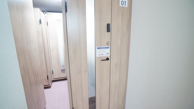 <ビズボ横浜東口No.1>【換気ファン付完全個室】横浜駅東口徒歩4分🚃24H⏰光回線Wi-Fi📶電源🔌テレワーク/ZOOMの写真6