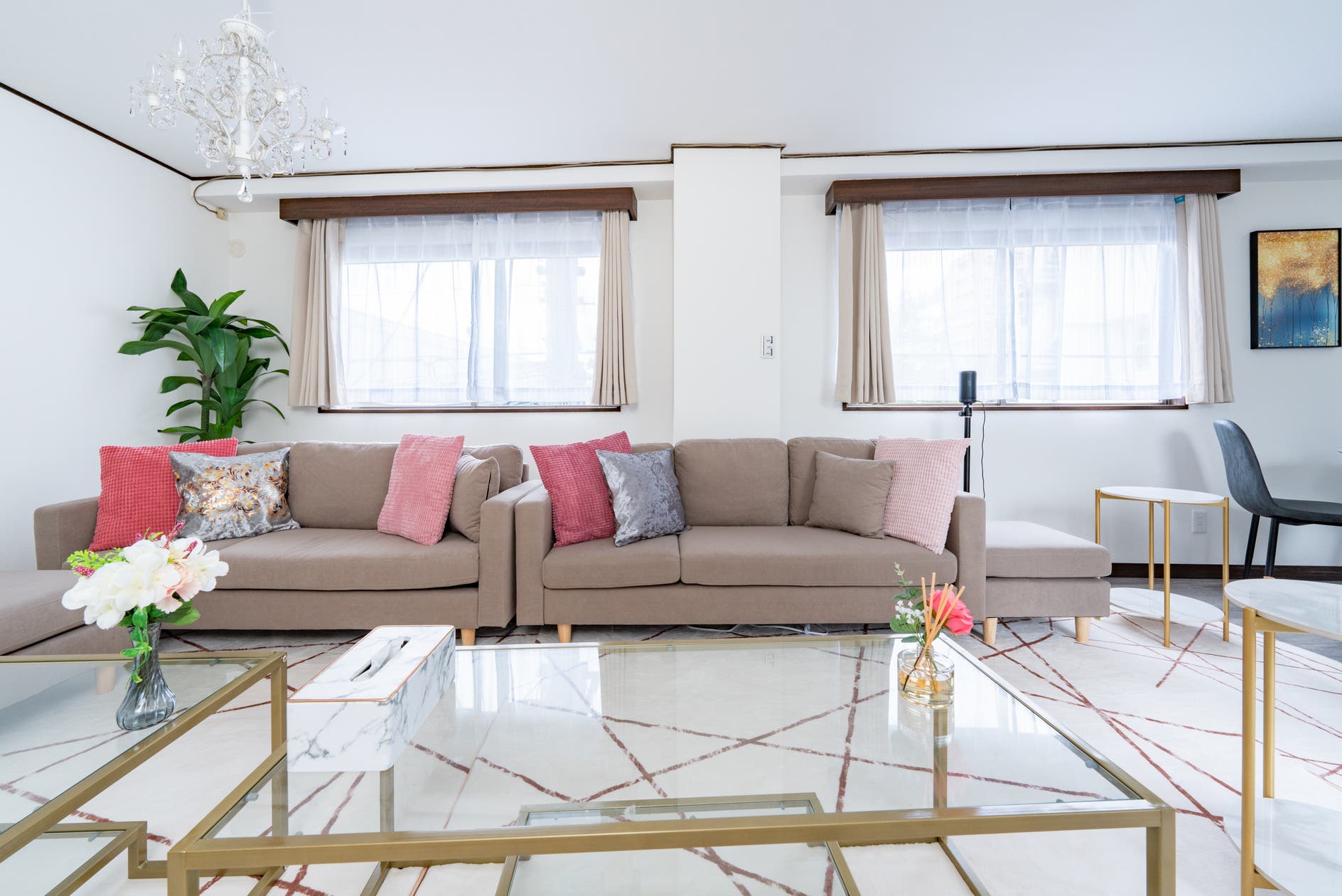 人気エリア🌞期間限定40％OFF✨高田馬場スグ🚶大人数🎈推し活🍺女子会💖パーティ🎈100㌅ﾌﾛｼﾞｪｸﾀｰ📹人気ｹﾞｰﾑ🎮の写真5