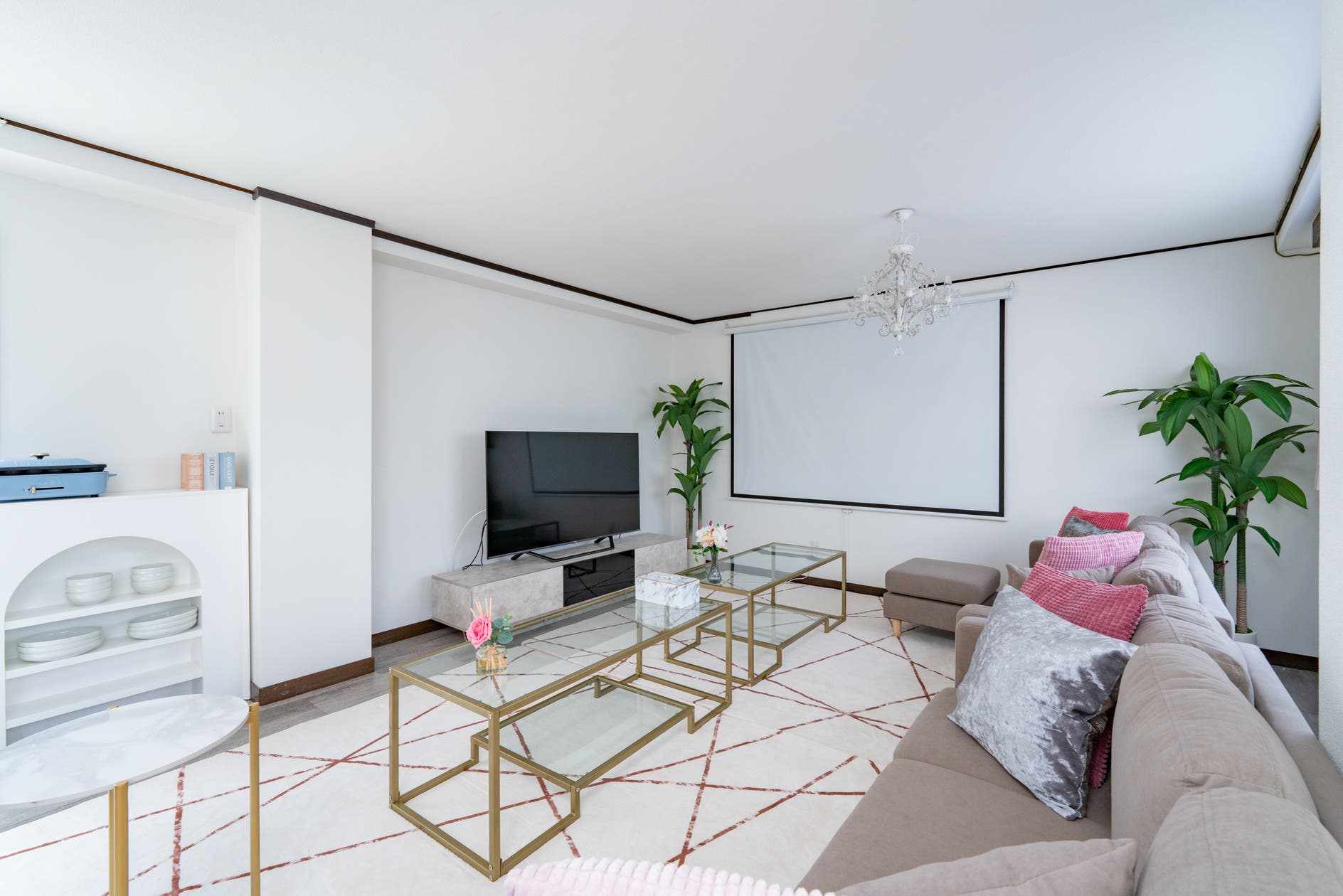 人気エリア🌞期間限定40％OFF✨高田馬場スグ🚶大人数🎈推し活🍺女子会💖パーティ🎈100㌅ﾌﾛｼﾞｪｸﾀｰ📹人気ｹﾞｰﾑ🎮の写真8