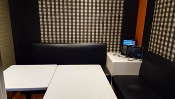 《2~4名用》会議・打ち合わせ用ルーム【サイズS】(禁煙)の写真2