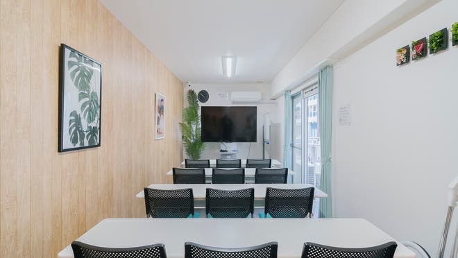 【高田馬場駅 徒歩1分】完全個室、60型モニター(TV機能付き)、WiFi無料、新規リフォーム、キレイ!の写真6