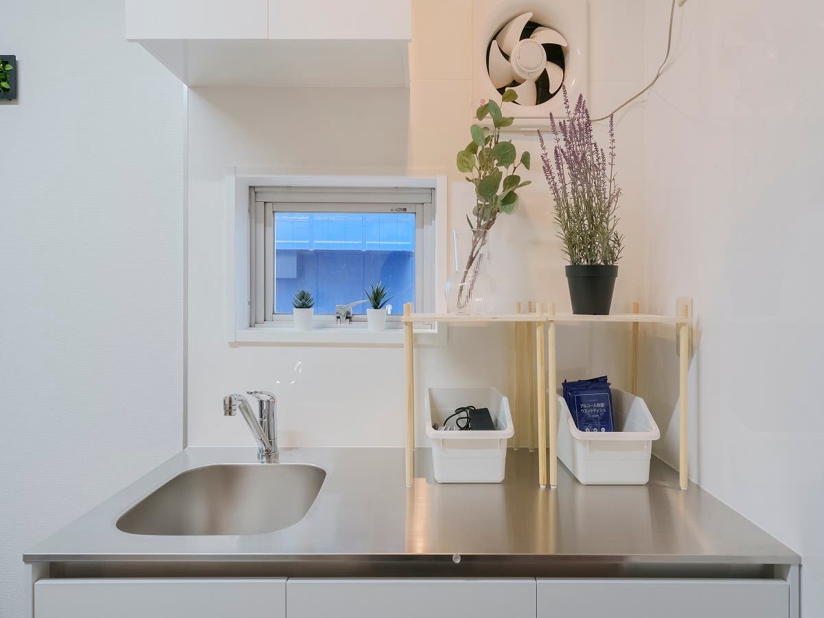 【高田馬場駅 徒歩1分】完全個室、60型モニター(TV機能付き)、WiFi無料、新規リフォーム、キレイ！の写真12