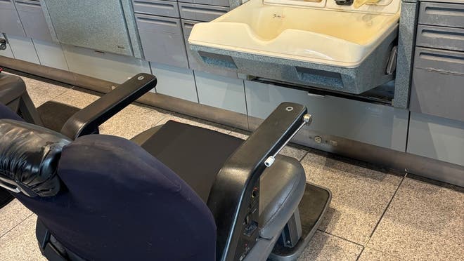 16時以降のサロンスペースの写真2