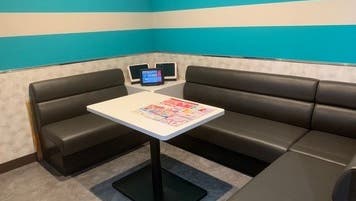 《5~8名用》会議・打ち合わせ用ルーム【サイズM】の写真1