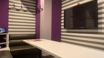 《5~8名用》会議・打ち合わせ用ルーム【サイズM】の写真4