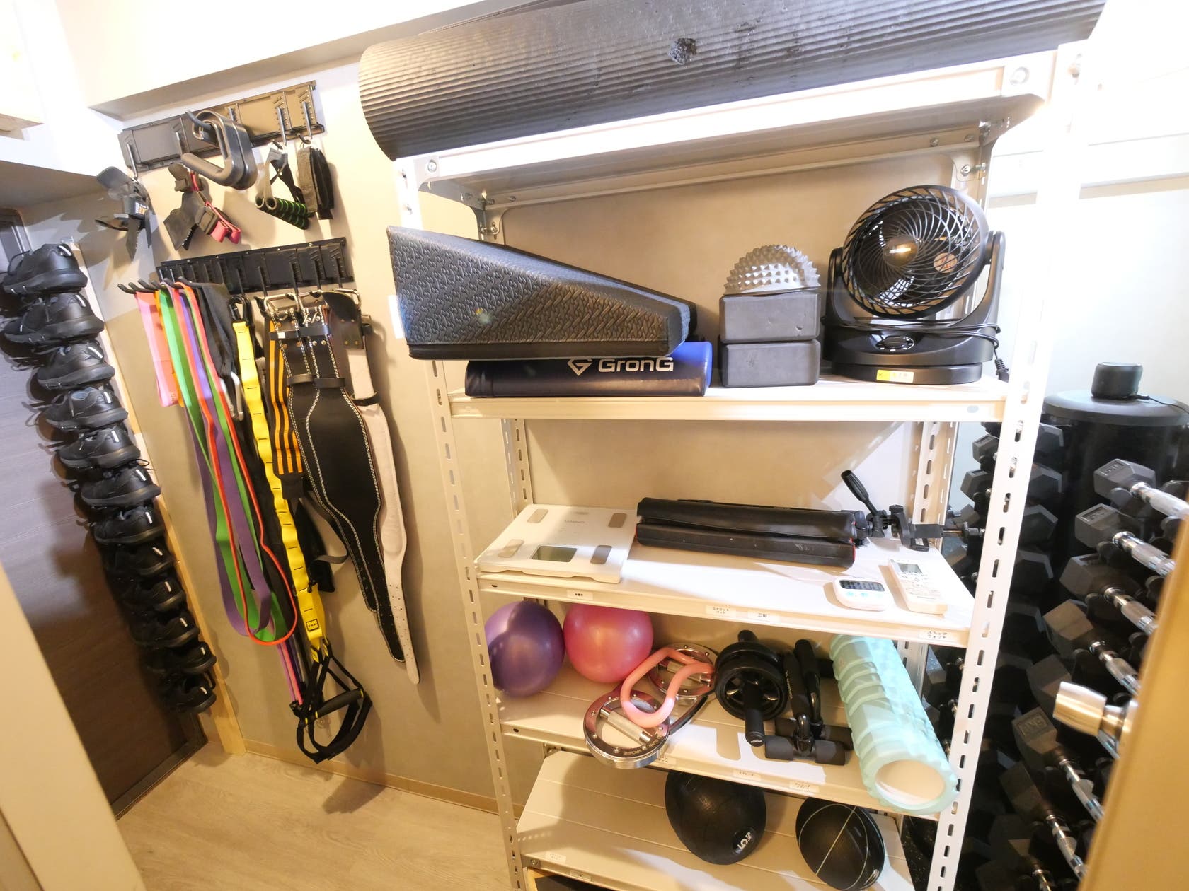 【新宿駅2分】D5出口10秒｜超駅近🚶｜地域最安🉐｜高性能設備｜備品多数｜清潔感✨｜毎日清掃🧹｜レンタルジムの写真9