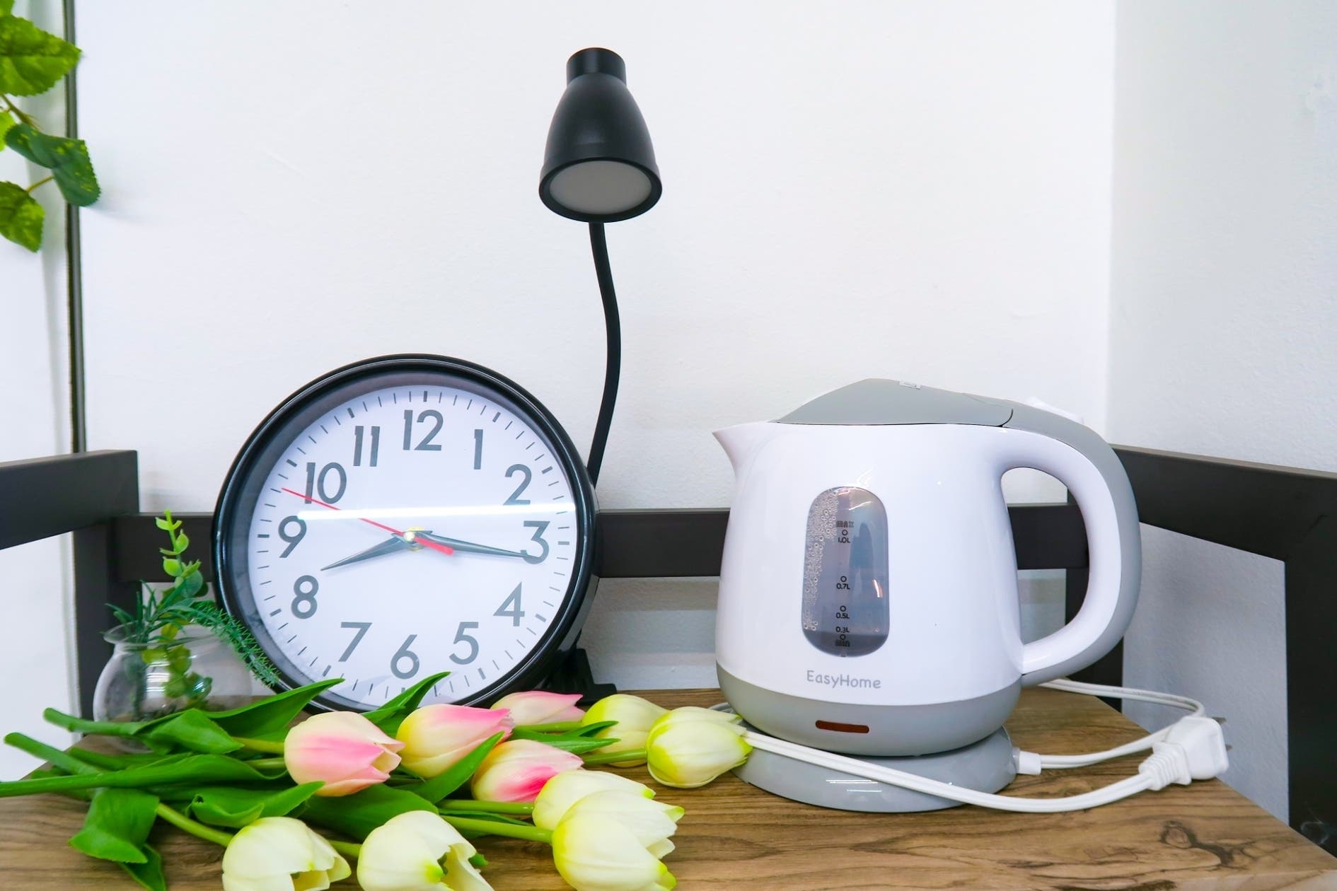 直前割を実施✨東京神田🍀最大20名可🍀駅近２階🍀施術ベッド✨全備品無料✨お得な1日プラン有✨会議/ボードゲームに最適✨の写真12