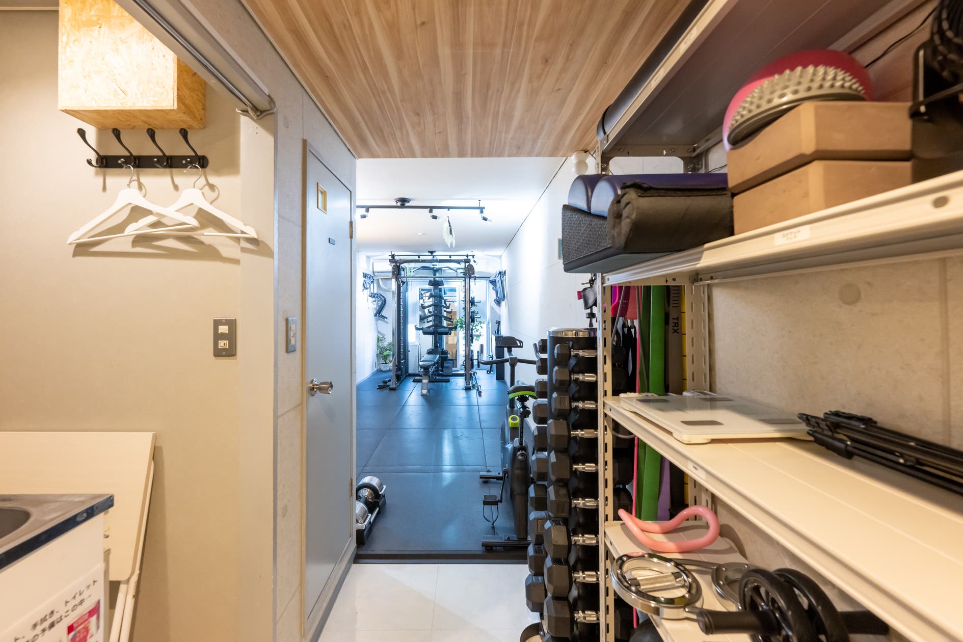 【池袋駅1分】ルミネの目の前好立地｜超駅近🚶｜地域最安🉐｜高性能設備｜備品多数｜清潔感✨｜毎日清掃🧹｜レンタルジムの写真12