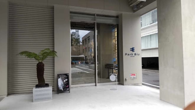 和歌山市駅徒歩10分! Wi-Fi / 電源 / モニター / ホワイトボード無料_最大4名の写真2