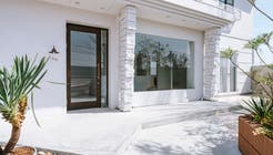 白を基調にした一棟貸しのレンタルスタジオ☆モデル撮影や広告撮影、様々なパーティーイベントなどに♪の写真3