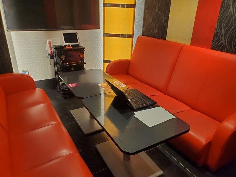 《2~4名用》会議・打ち合わせ用ルーム【サイズS】の写真3