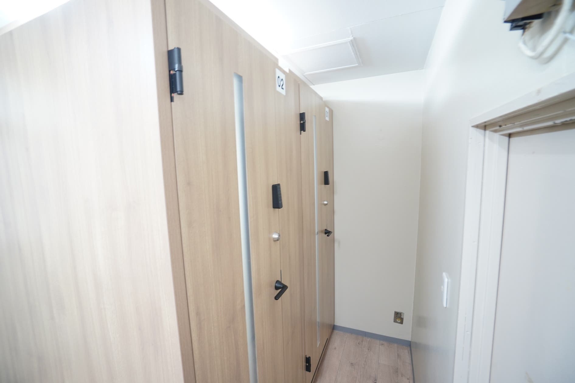 ＜ワークブース天王寺No.3＞天王寺駅徒歩2分🚃1人用完全個室🚪Wi-Fi📶モニター🖥電源🔌⚡️テレワーク/面接/自習の写真7