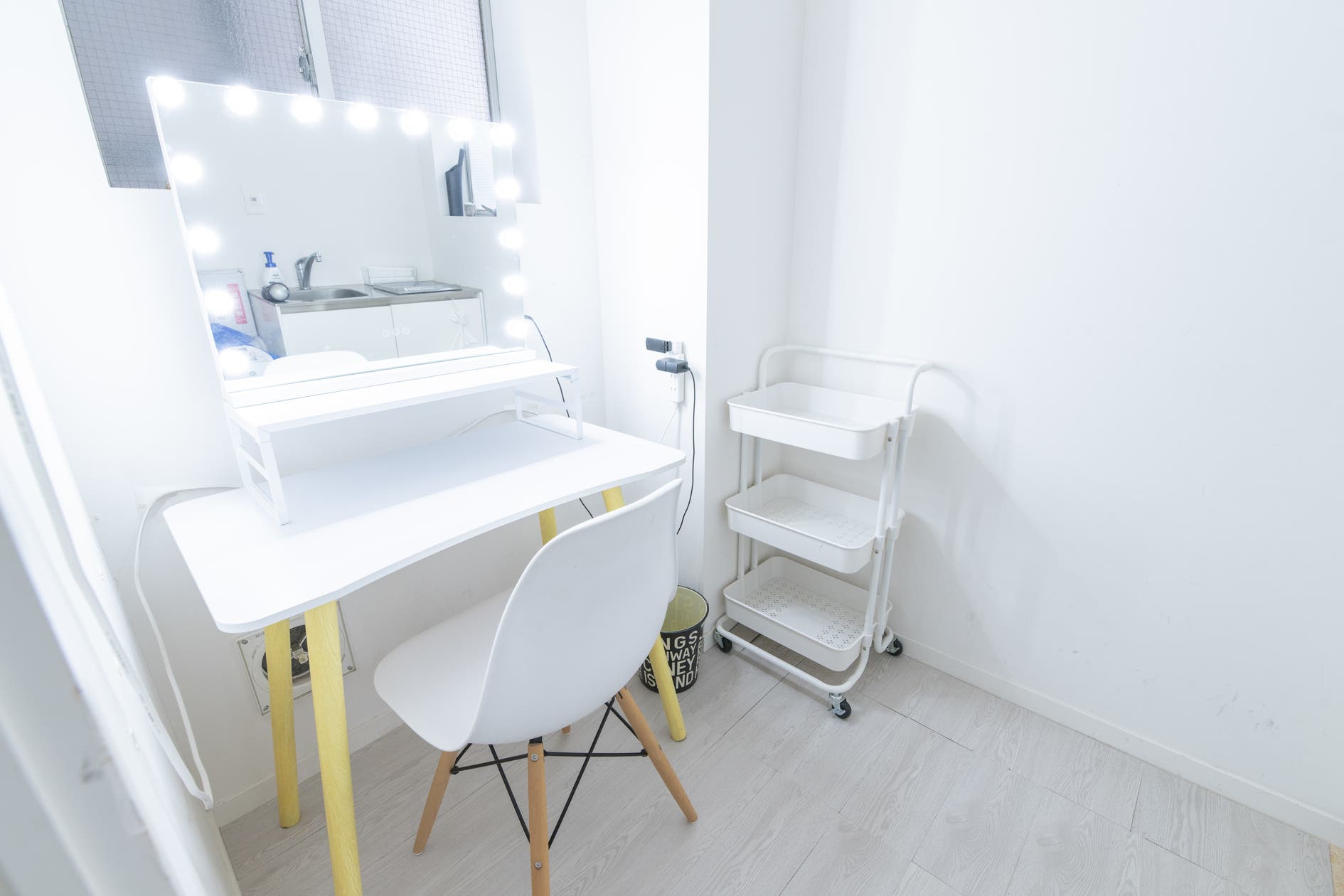 ◇白壁レンタルスタジオ◇　様々な用途で利用可/メイクルーム有の写真7