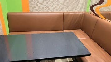 《2~4名用》会議・打ち合わせ用ルーム【サイズS】(禁煙)の写真1