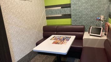 《2~4名用》会議・打ち合わせ用ルーム【サイズS】の写真1