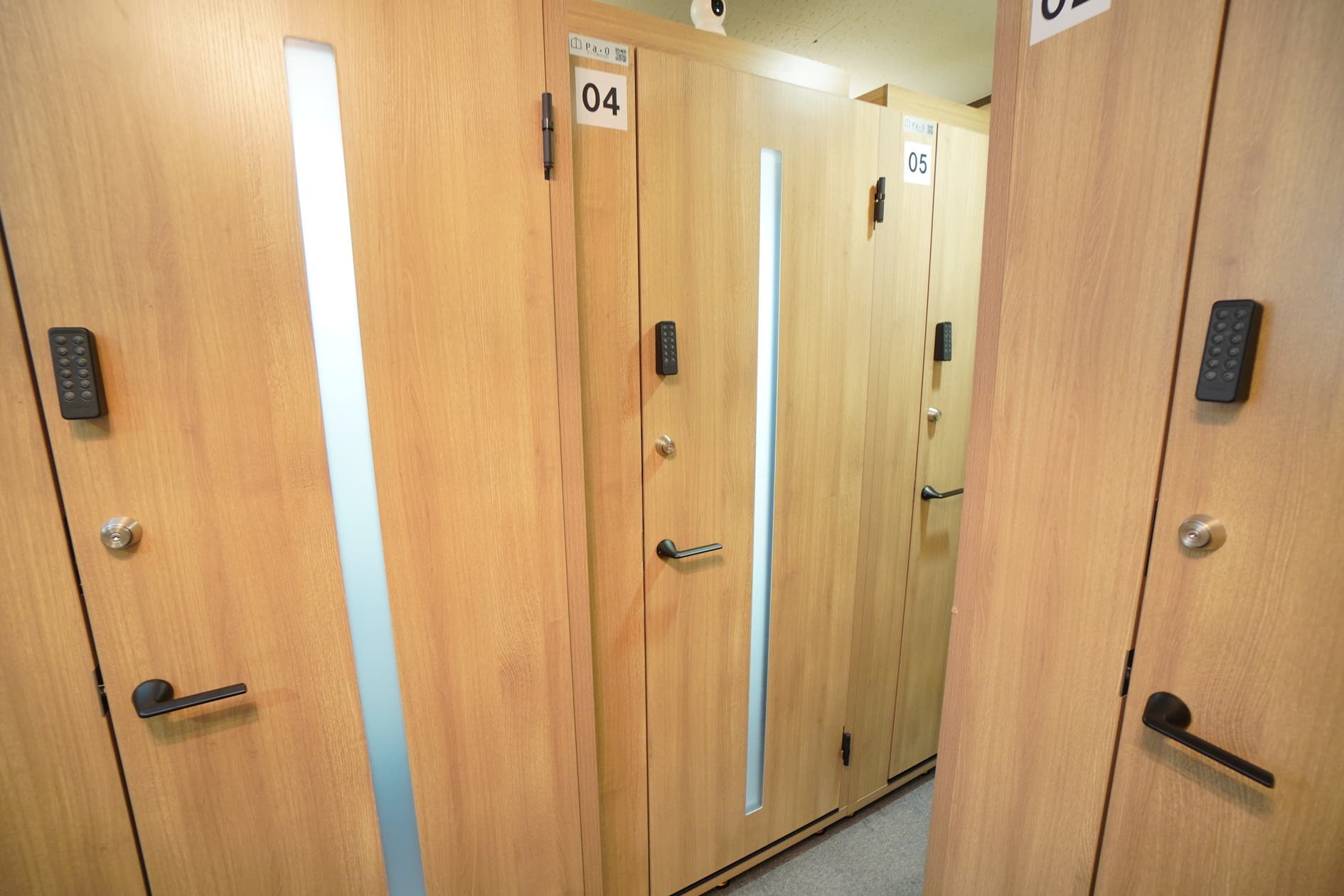 ＜ワークブース三ノ宮No.3＞三宮駅徒歩2分🚃1人用完全個室🚪Wi-Fi📶モニター🖥電源🔌⚡️テレワーク/面接/自習の写真7