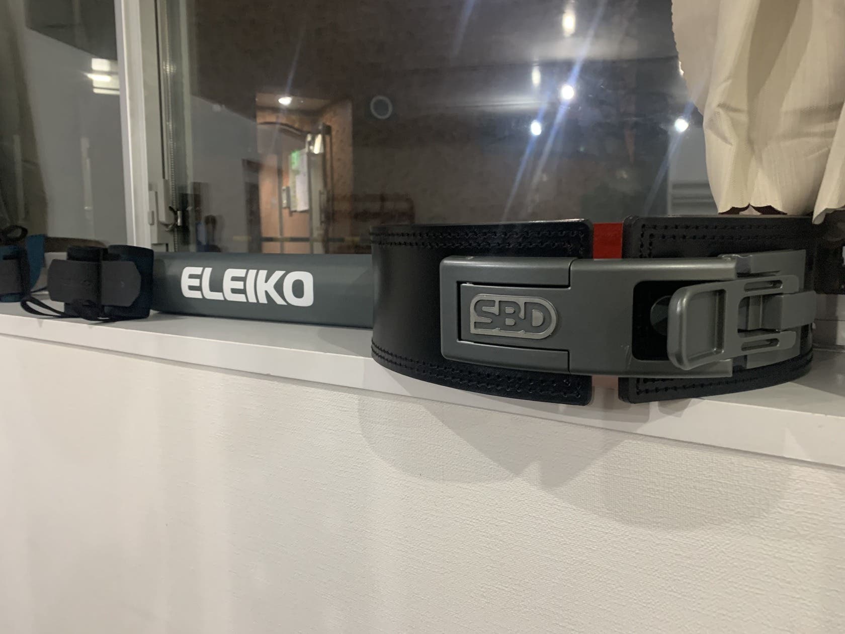 【2名まで】虎ノ門ヒルズ付近。6駅4路線利用可。高品質ハーフラック&amp;スミスマシンの写真6