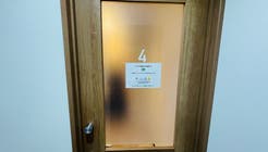 【¥660/1時間!中野駅から徒歩1分】モニター・フリードリンク付き1名個室(ブース4)※予約時間前は入室不可の写真3