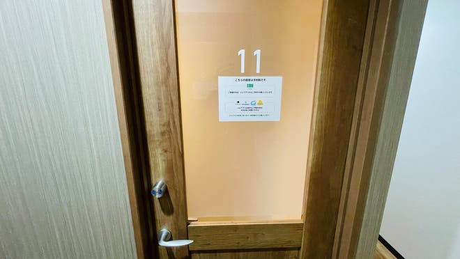 【¥660/1時間!中野駅から徒歩1分】モニター・フリードリンク付き1名個室(ブース11)※予約時間前は入室不可の写真3