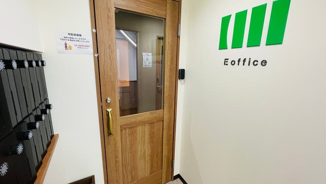 【¥660/1時間!中野駅から徒歩1分】モニター・フリードリンク付き1名個室(ブース11)※予約時間前は入室不可の写真9