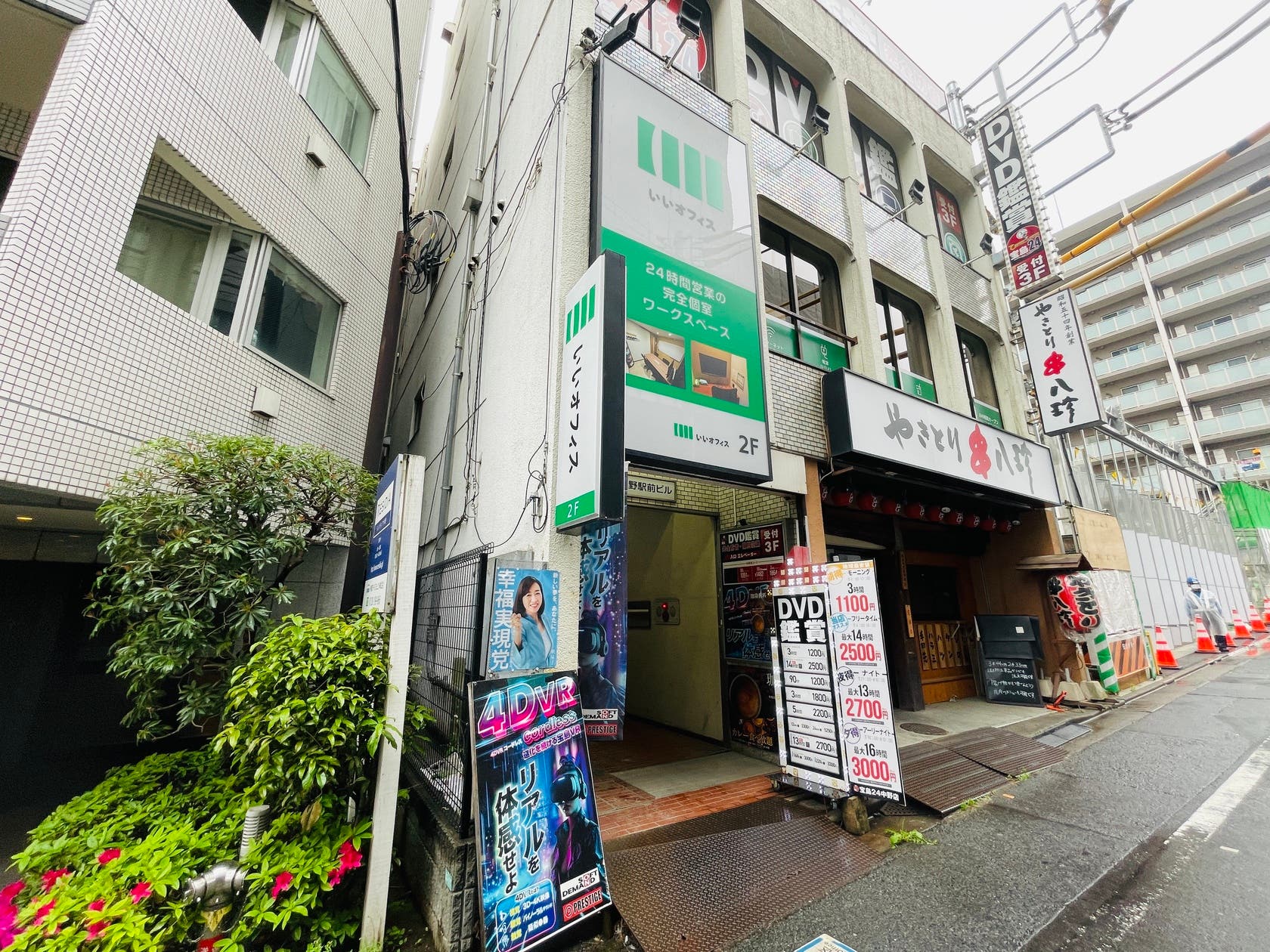 【¥660/1時間！中野駅から徒歩1分】モニター・フリードリンク付き1名個室（ブース11）※予約時間前は入室不可の写真10