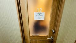 【¥660/1時間!中野駅から徒歩1分】モニター・フリードリンク付き1名個室(ブース12)※予約時間前は入室不可の写真3