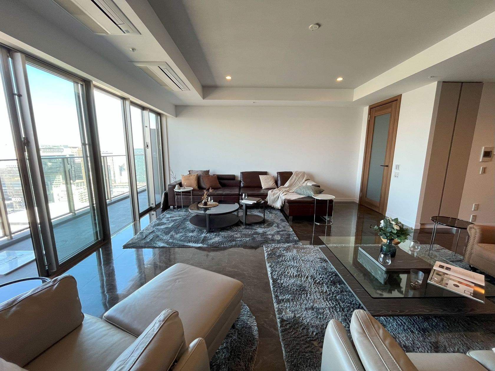 福島駅から徒歩8分、超高層階から大阪の街を一望できるラグジュアリー撮影スタジオの写真5