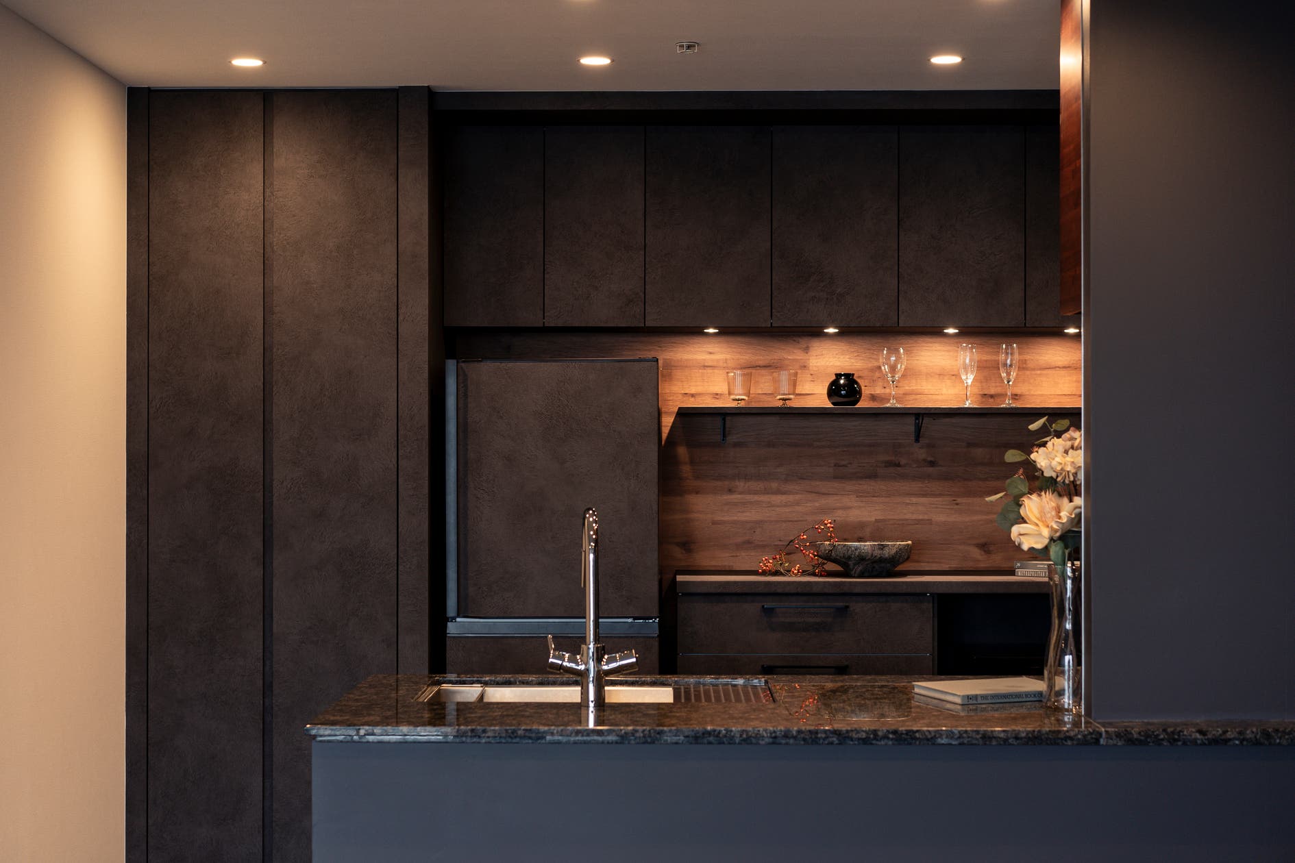 福島駅から徒歩8分、超高層階から大阪の街を一望できるラグジュアリー撮影スタジオの写真7