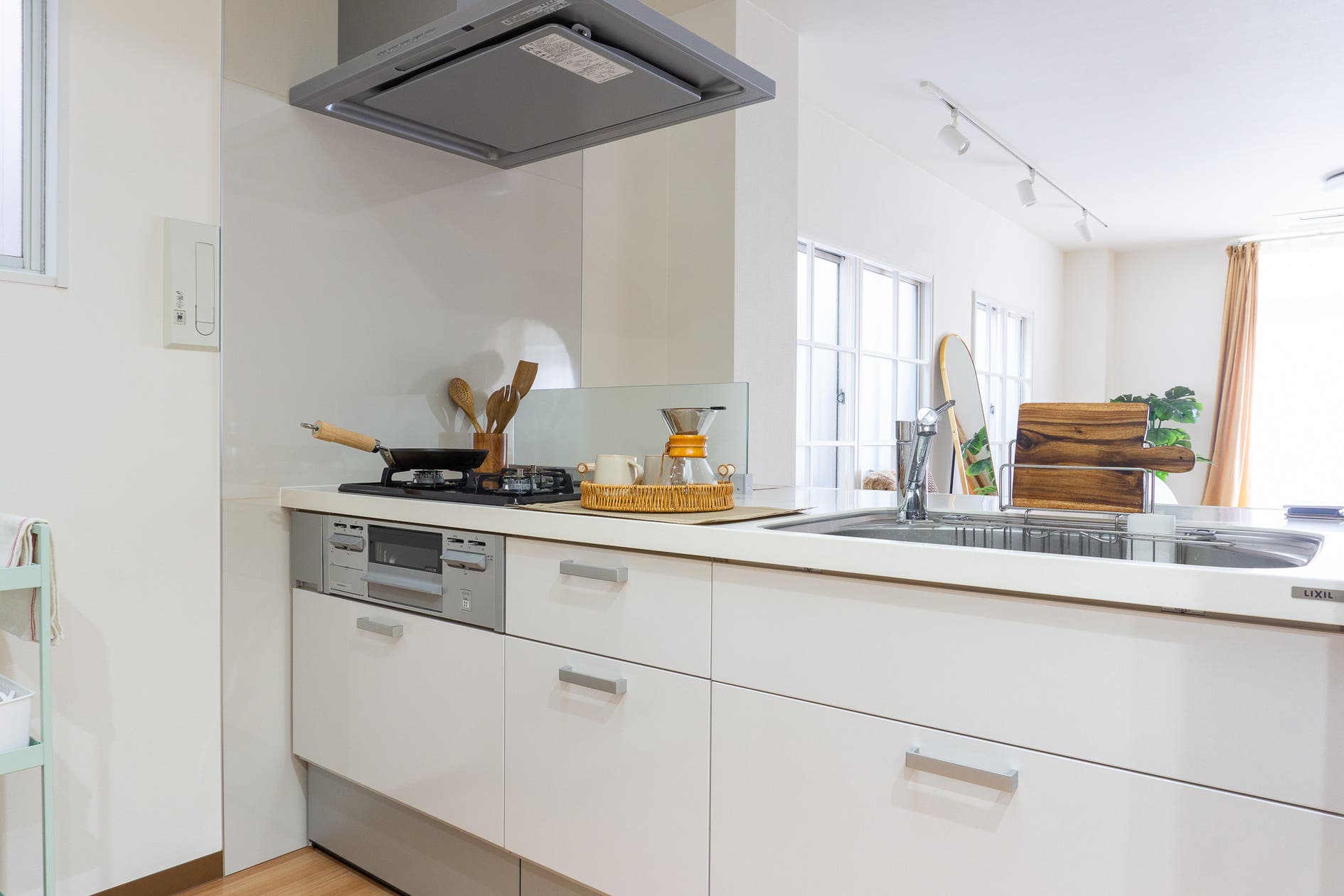 🎁今だけ15%OFF！水天宮前駅30秒｜北欧ナチュラルなデザインハウス｜自然光×アーチ×カウンターキッチンの写真4