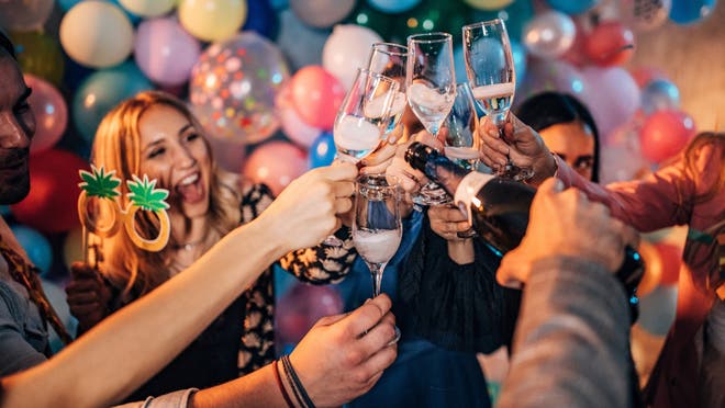 BAR完全貸切/セルフ飲み放題880円/カラオケ・ダーツ無料/心斎橋駅近/結婚式2次会/Bar Near 心斎橋の写真7