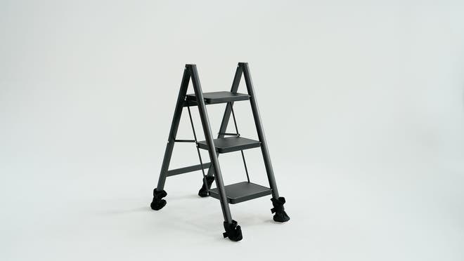 プロ用機材無料貸出、神戸駅から徒歩5分、天井4m広々 3面白ホリ スタジオ 撮影スタジオ レンタルスタジオの写真11