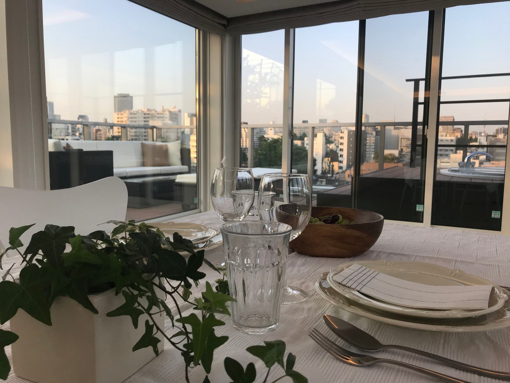 【絶景テラス】中目黒駅8分！ウッドテラスとジャグジーがあるスタジオ（ロケ撮影/小規模セミナーやレッスン）の写真5