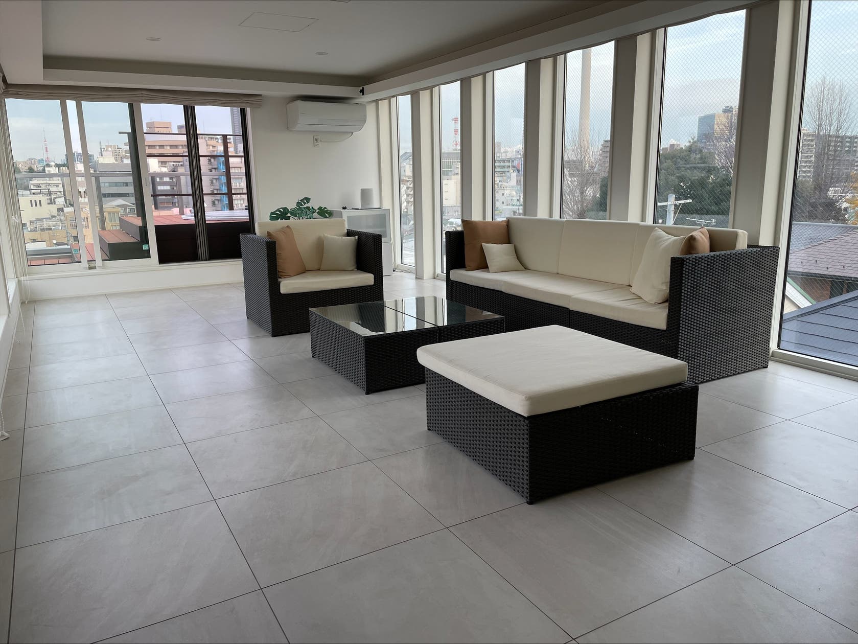 【絶景テラス】中目黒駅8分！ウッドテラスとジャグジーがあるスタジオ（ロケ撮影/小規模セミナーやレッスン）の写真8