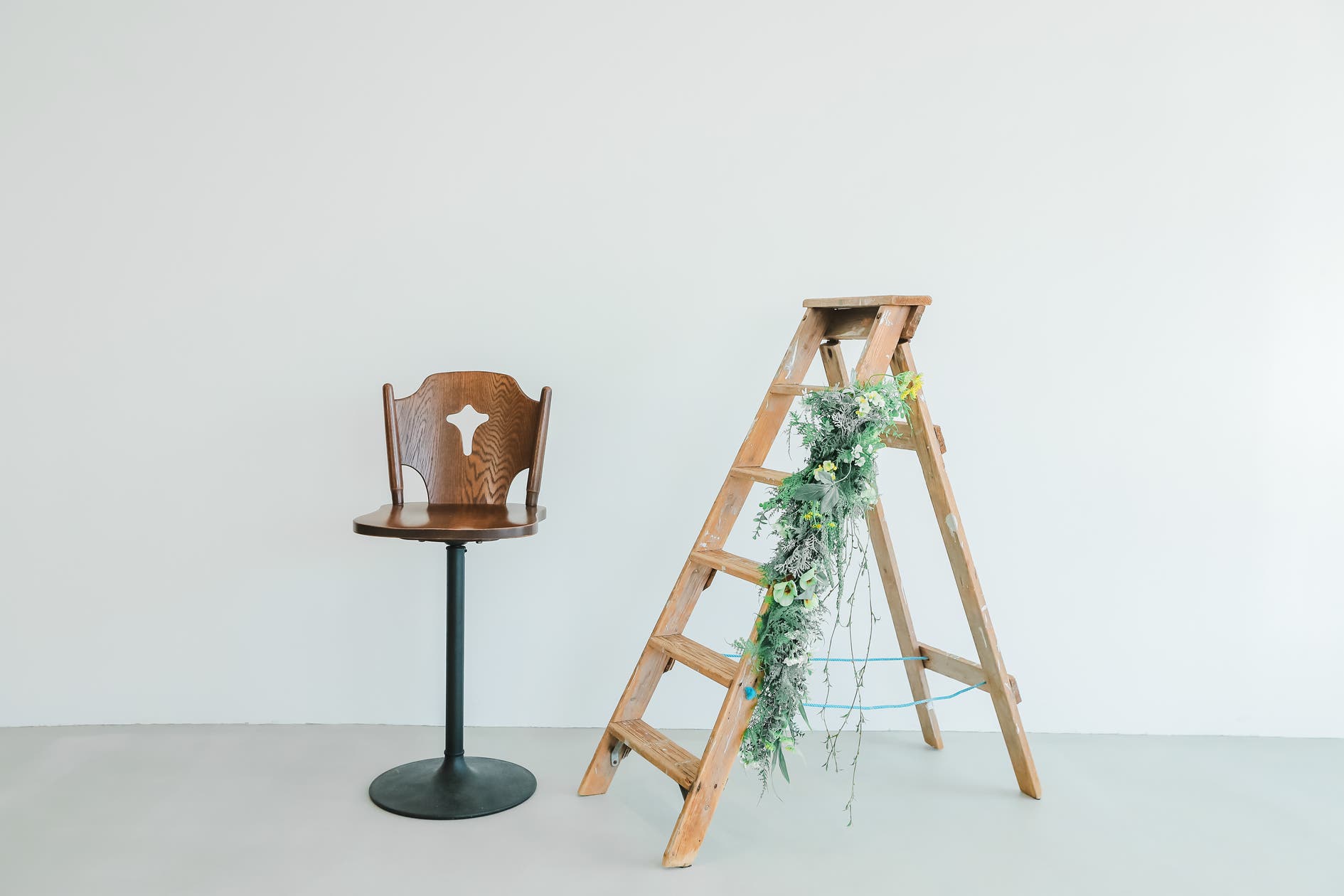 平日のみ利用可！外光が入るシンプルなスタジオスペース！コスプレ撮影、プロフィール撮影、セルフ撮影などに！の写真4