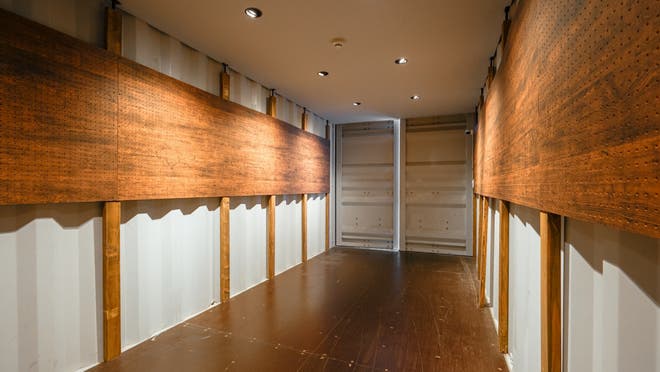 話題のコンテナスペース。フローリング、エアコン完備で快適の写真2