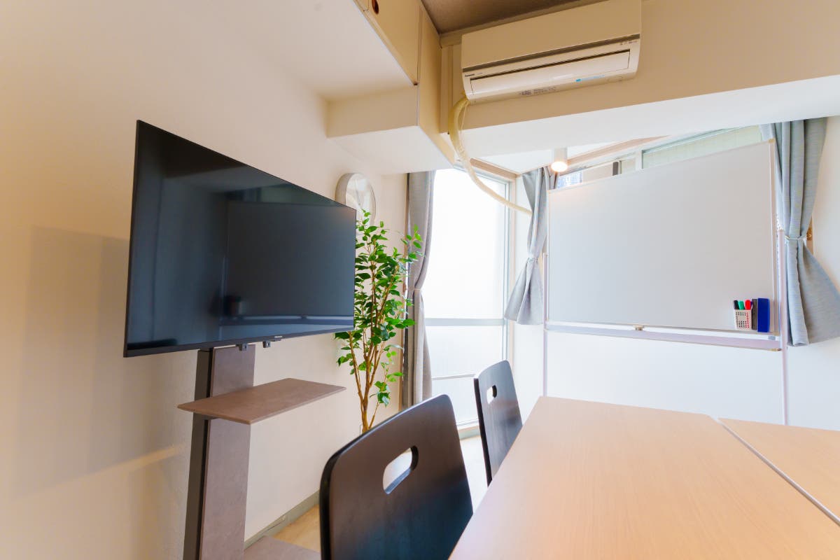 【名古屋駅徒歩5分】最大10名/会議/セミナー/撮影/ボードゲームの写真9