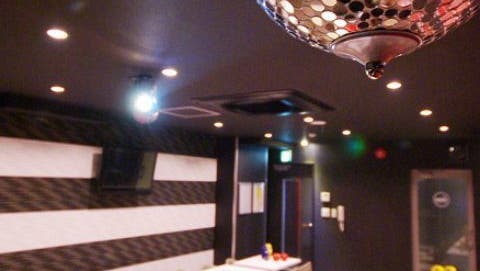 【新宿歌舞伎町一番街店】✨記念価格✨ご宴会・忘年会・お誕生日会・オフ会・各種二次会・パーティーはカラ鉄で決定♪の写真1