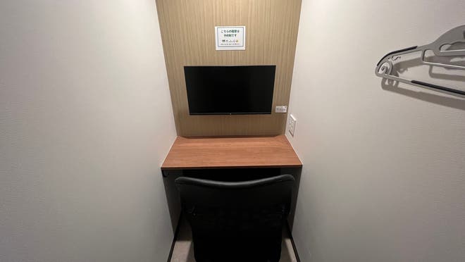 【¥330/30分!新宿駅から1分】モニター・フリードリンク付き1名個室(個室13)※予約時間前は入室不可の写真3