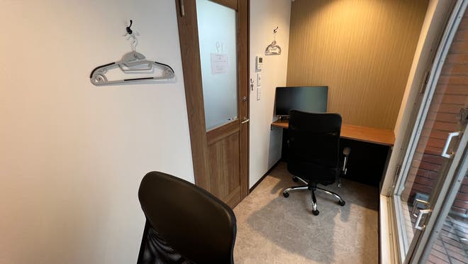 【¥440/30分!新宿駅から1分】モニター・フリードリンク付き2名個室(個室19)※予約時間前は入室不可の写真6