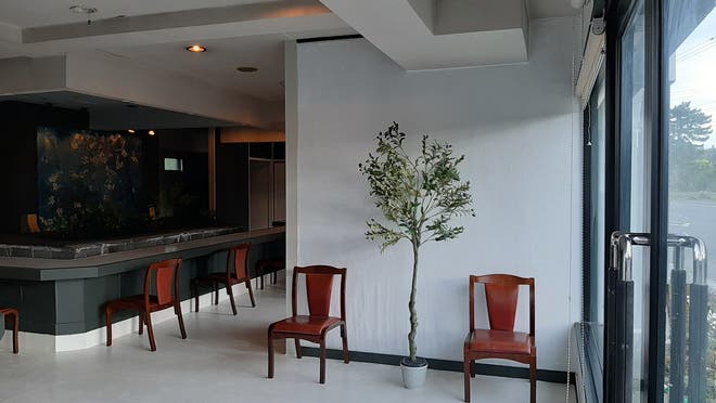 【カウンターシート、キツキ住吉浜】リモートワーク、勉強、読書、自習スペースに利用できます。ゆったりとした駐車場あります。の写真2