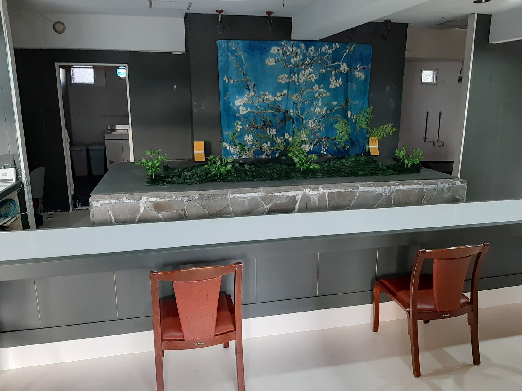 【ミニサテライト、キツキ住吉浜】Web面接、テレワーク、気軽な女子会にも。ホテルのゆったり駐車場、使えます。の写真6